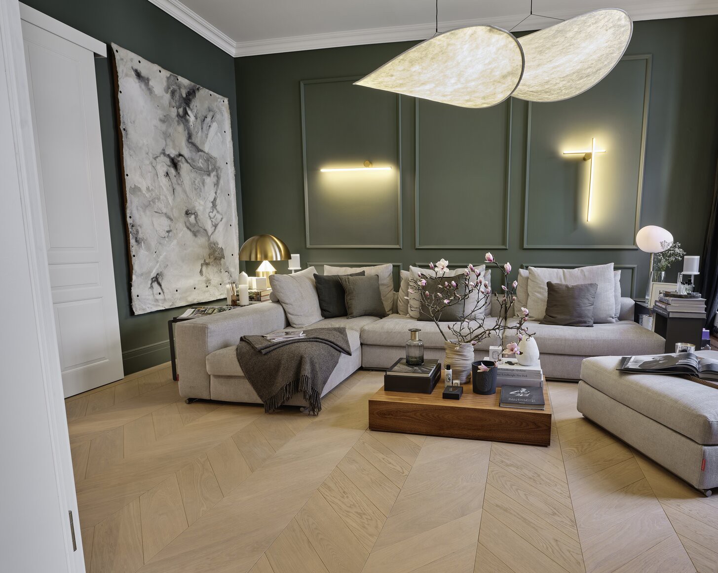 How to Choose the Perfect Hardwood Floor Pattern for Your Space